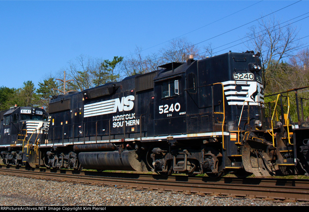 NS 5240